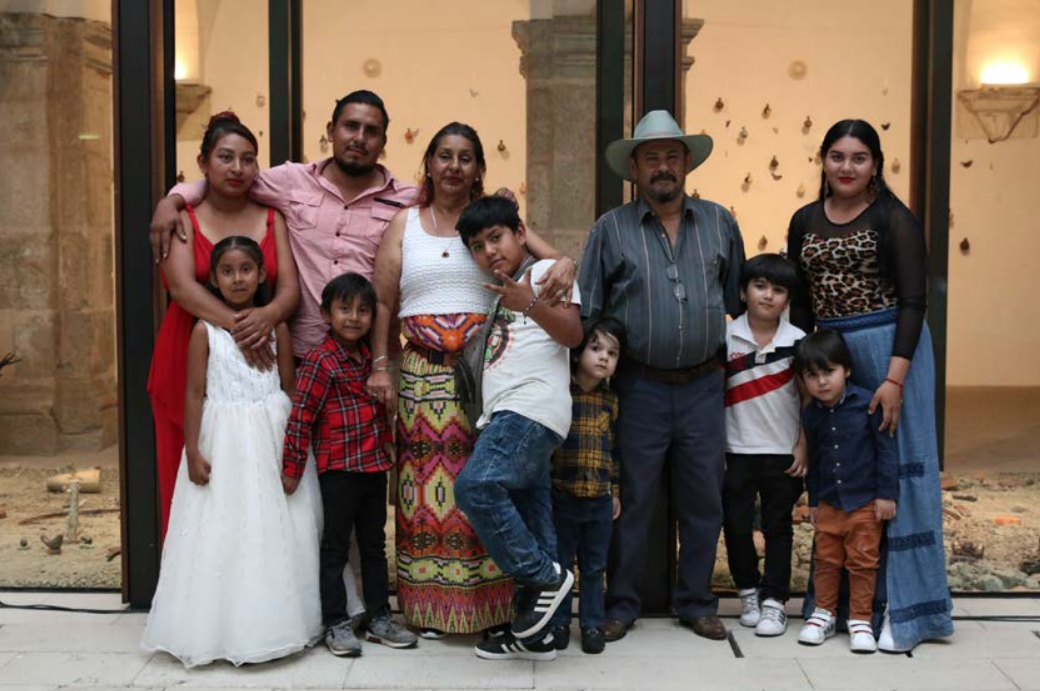 Presentación de una lotería - memorama en lengua romaní de México ...